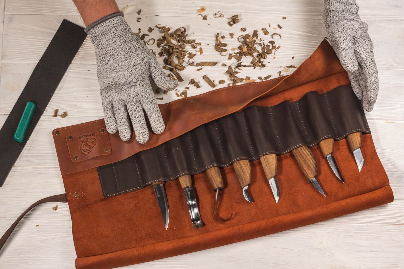 Best carving set for wood, quality in Australia, UK, Canada